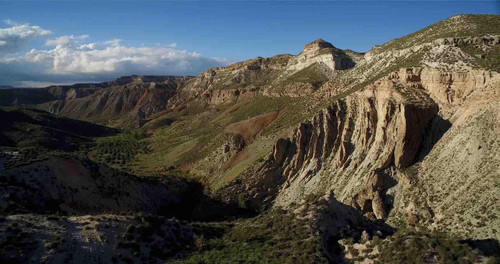 Visitar Discordancia angular de Gorafe | Geoparque de Granada